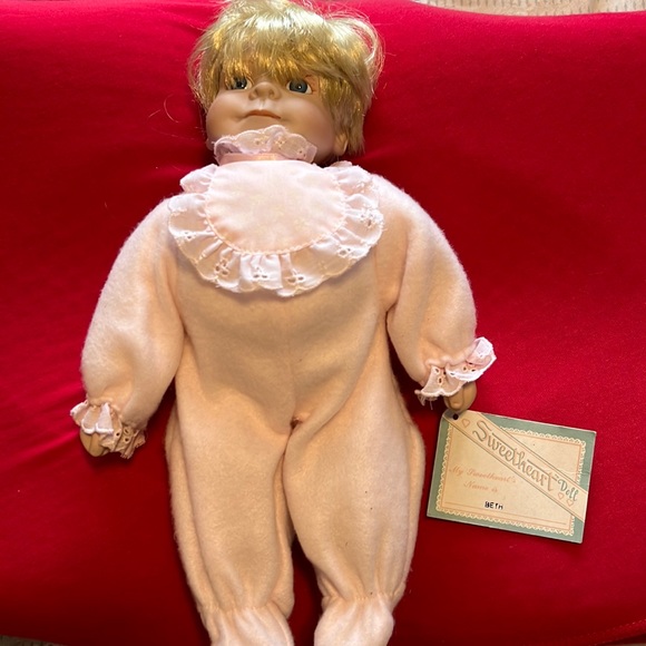 Toys | New Inbox Sweetheart Doll Face Porcelain And Handpainted Perfect ...